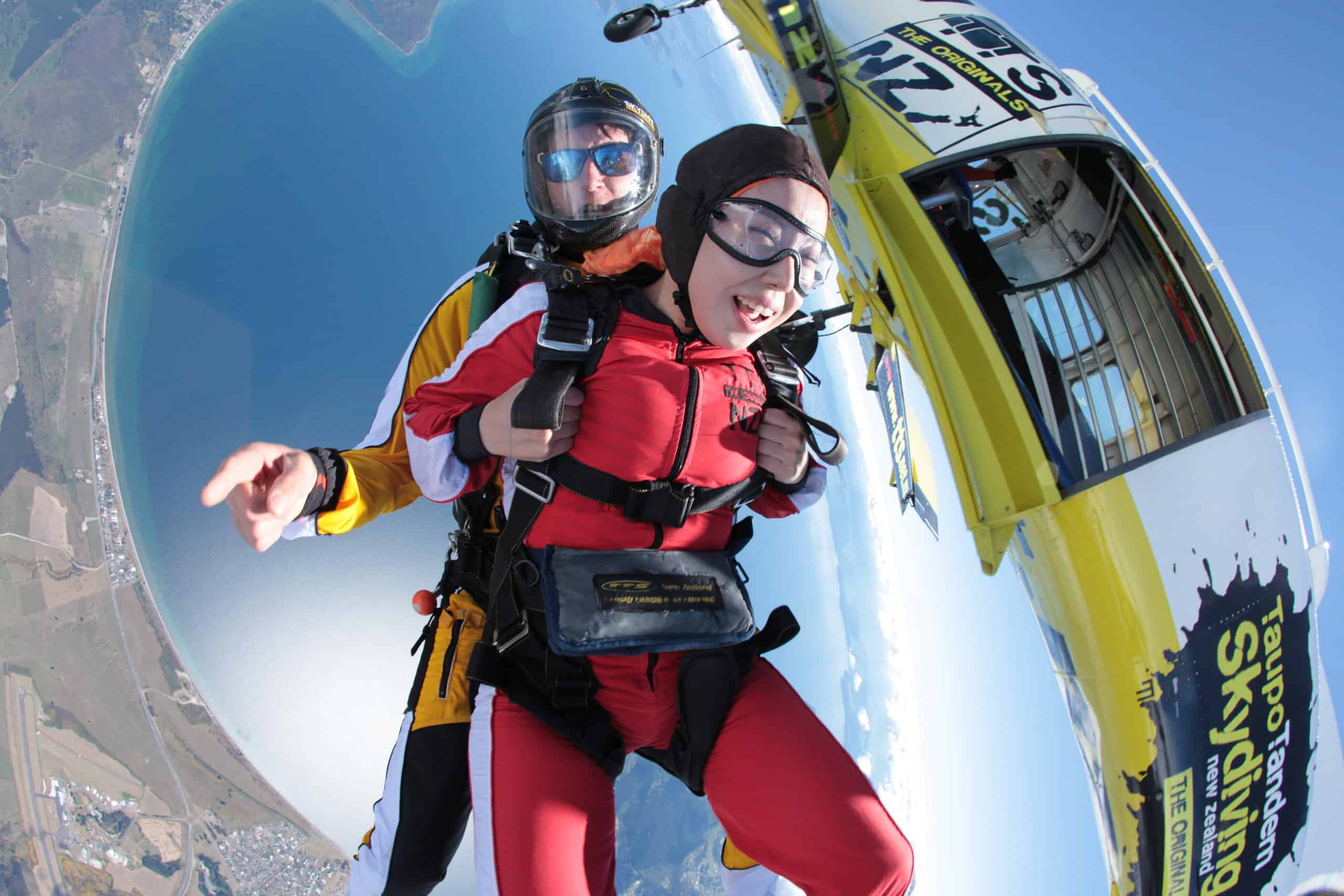 Tandem Skydive over Lake Taupo - 12,000ft | See and Do NZ